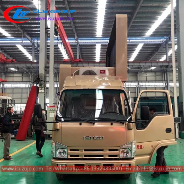 ISUZU ELF mini mobile full color led screen truck - Isuzu Truck ...