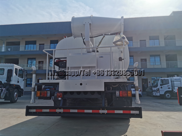 6 tyre Isuzu GIGA 12 ton water tank truck with 30m fog cannon on sale ...